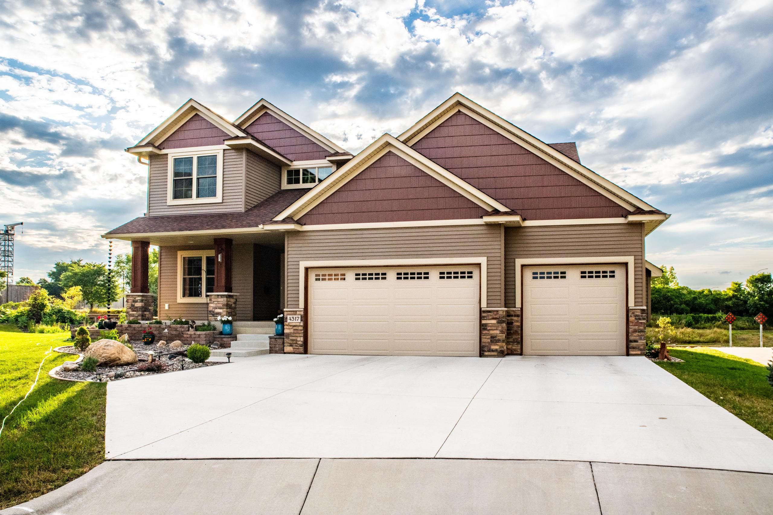 Inspiration Gallery of Roofing & Siding Styles | EDCO